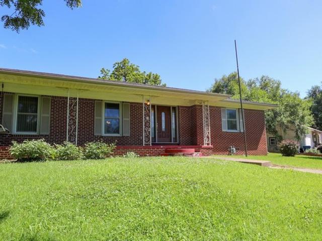 414 SW Boulevard, Madison, KS 66860