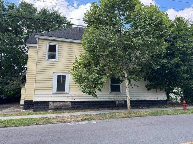 414 Pond St, Syracuse, NY 13208