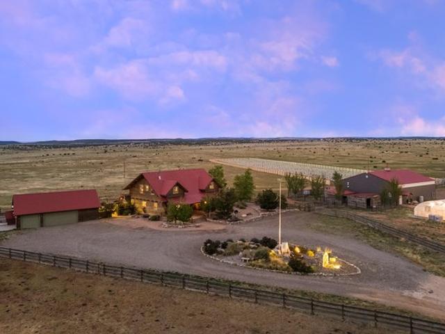 414 Peacock Rd, Estancia, NM 87016
