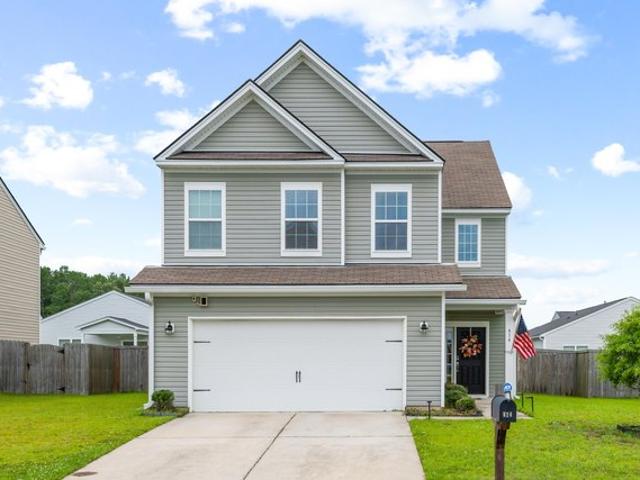 414 Philbrick Dr, Goose Creek, SC 29445