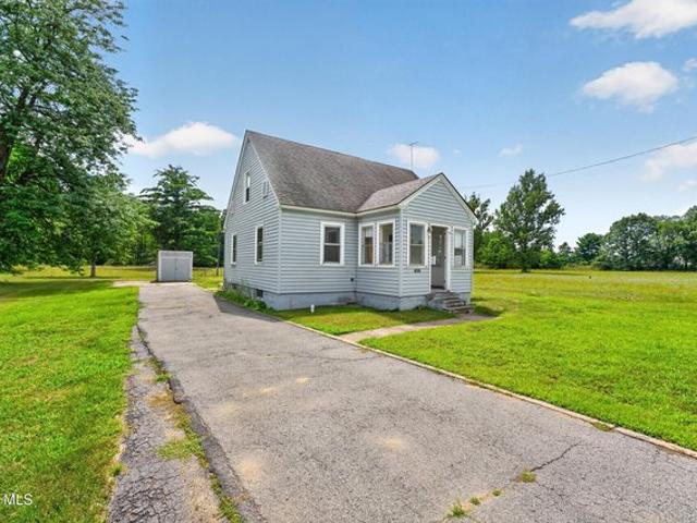 414 Reynolds Rd, Fort Edward, NY 12828