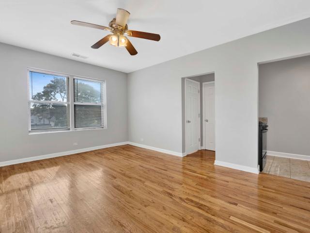 414 W Walnut Street # 304