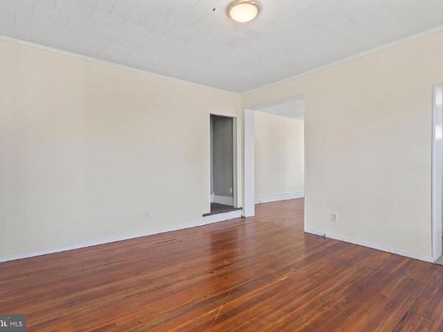 414 W Walnut Street