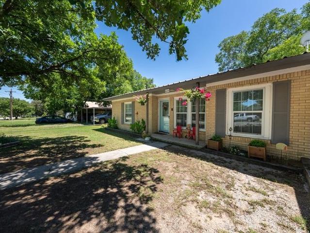 414 W Roberts St, Gorman, TX 76454