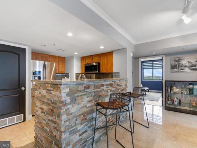 414 Water St #1803, Baltimore, MD 21202