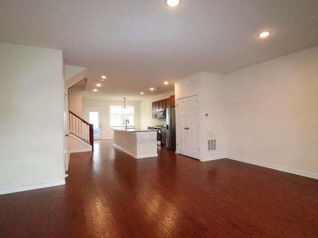 414 Waverley