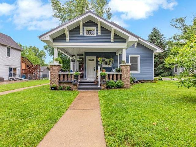 414 West College Street, Farmington, MO 63640