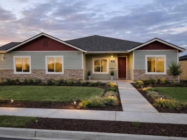 414 Tule Ave, Woodlake, CA 93286