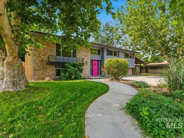 4155 N Kilarney Dr, Boise, ID 83704
