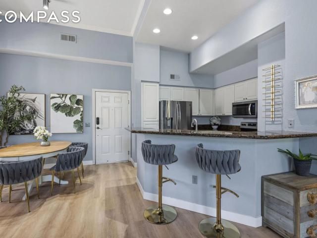 4155 Executive Dr E411, La Jolla, CA