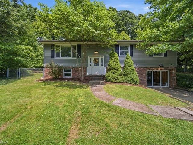 4155 Ridgewood Rd, Copley, OH 44321