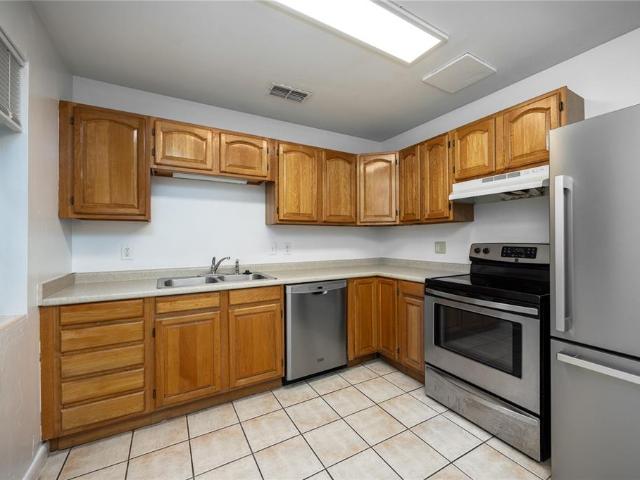 4156 NW 10th St, Gainesville, FL 32609 | MLS #GC535053 | Compass