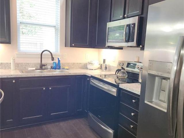4156 Clarendon WAY