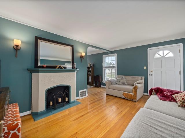 4156 W 161st Street