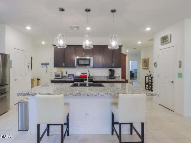 41575 w saguaro drive