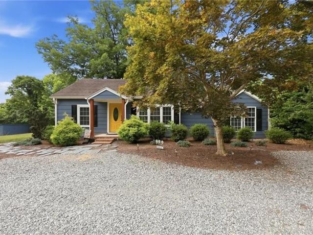 4157 Old Hillsborough Rd, Mebane, NC 27302