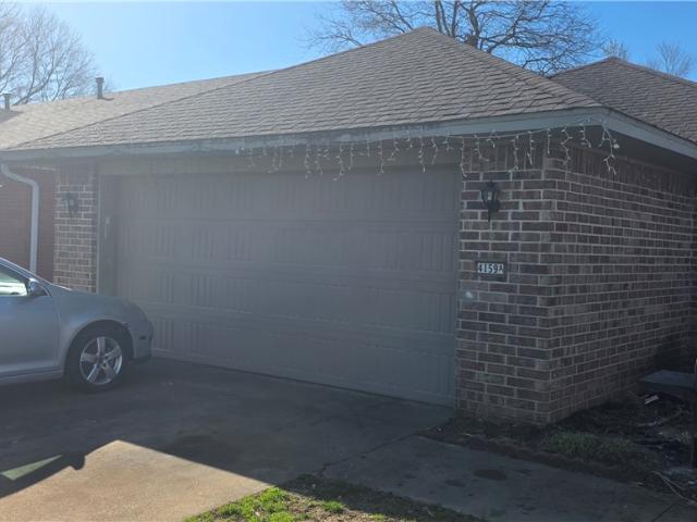 4159 Nightingale Lane A & B
