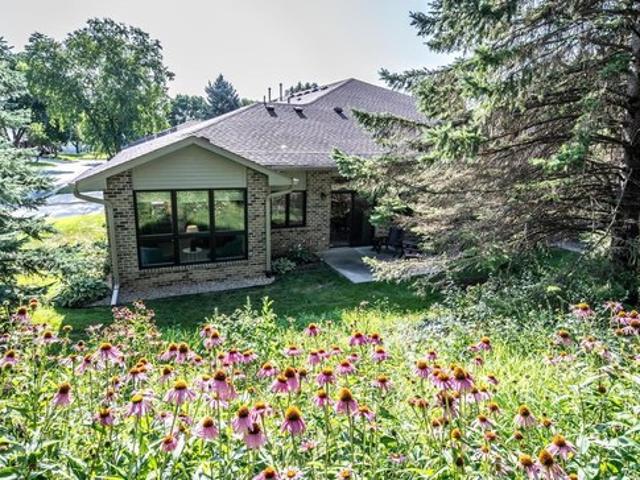 4159 Arbor Ln, Eagan, MN 55122
