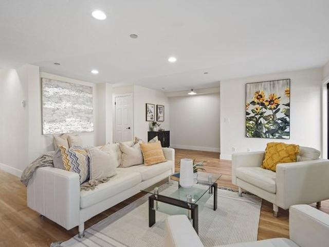 4159 El Camino Way Apt B, Palo Alto, CA 94306