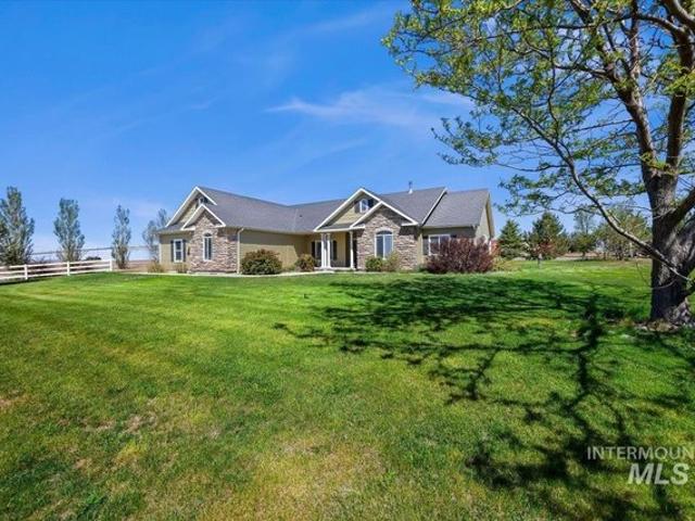 4150 E 3200 S, Hansen, ID 83334
