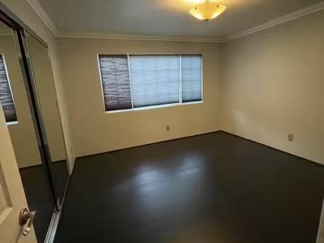 4150 Prasa Rd Houses in Woodland Hills, CA