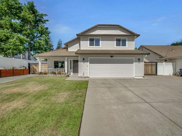 4151 Blossom Ct, Oakley, CA 94561