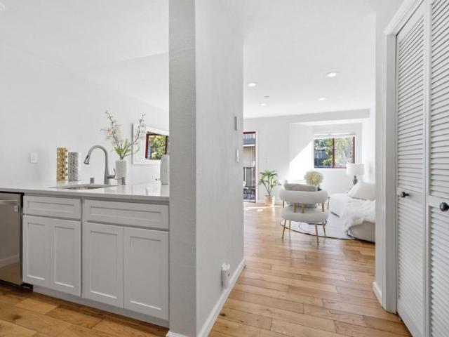4151 El Camino Way Unit I