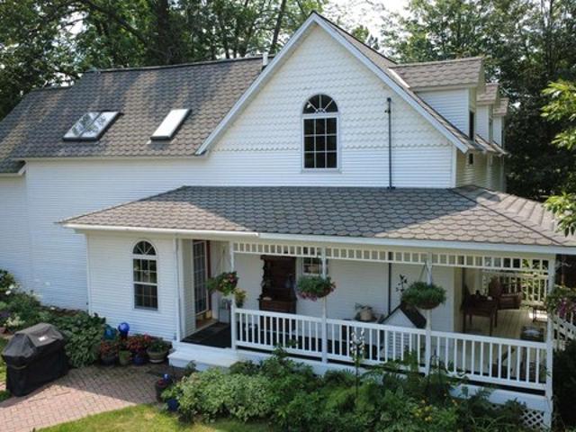 4152 Martin Rd, Kronenwetter, WI 54455