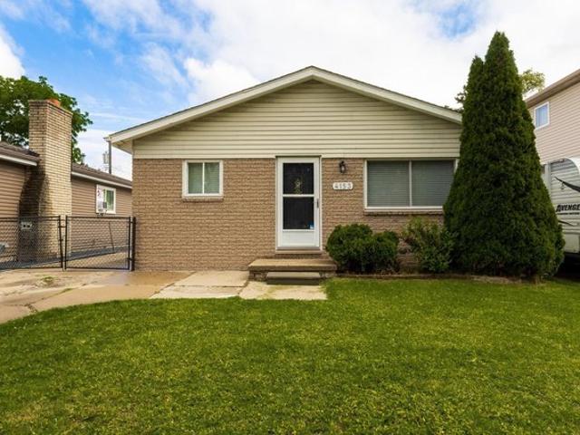 4153 Norbert St, Warren, MI 48091