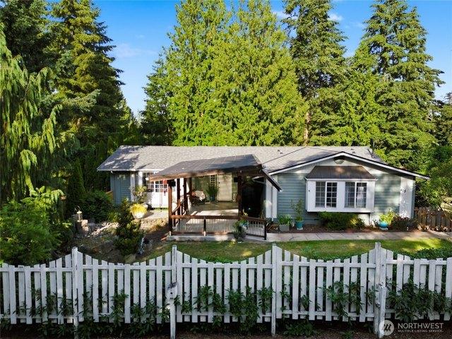 415 118th Ave E, Edgewood, WA 98372