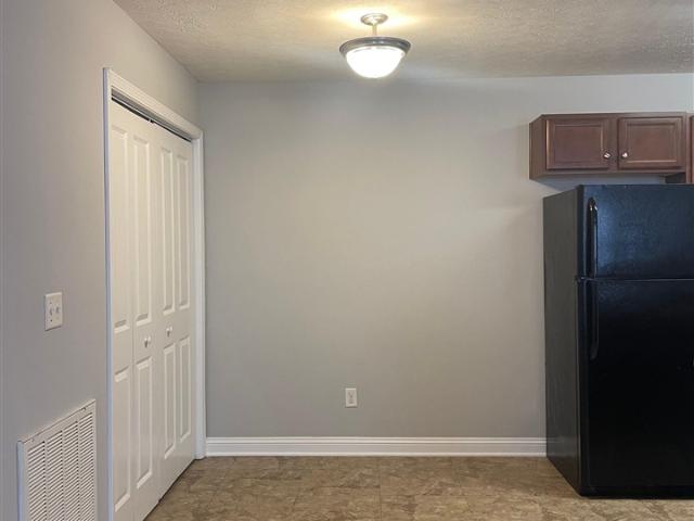 415 & 429 Upper Stone Avenue