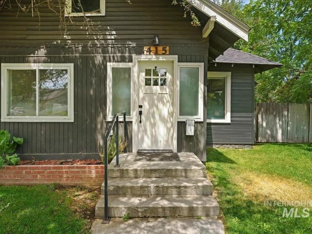 415 6th Ave S