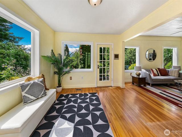 415 9th Street
