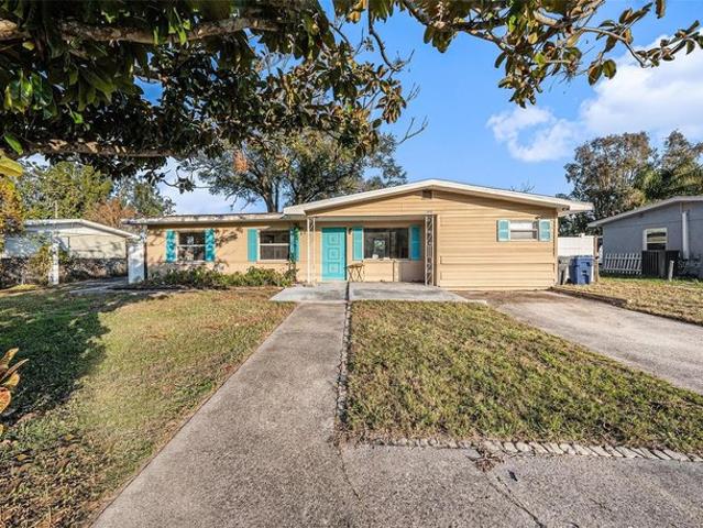415 Country Club Dr, Oldsmar, FL 34677