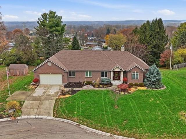 415 Carillion Dr, Springfield, OH 45503