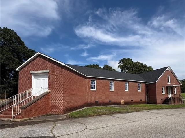 415 Church St, Pendleton, SC 29670
