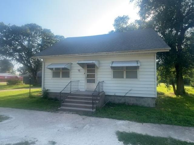 415 Chatham St, Portis, KS 67474