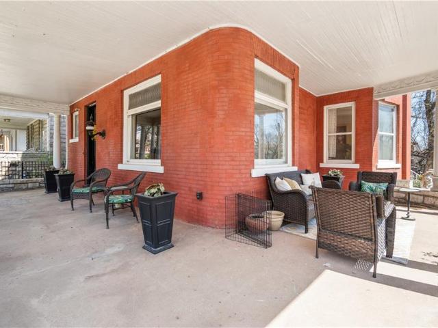415 Benton Boulevard