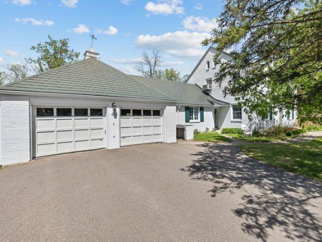 415 Bluff Avenue