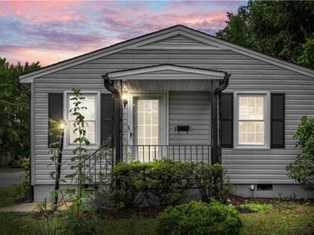 415 Davidson St, Thomasville, NC 27360