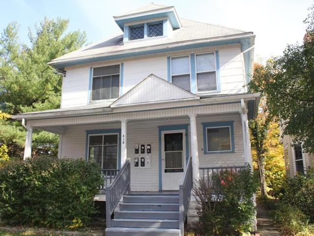 415 Davis St, Kalamazoo, MI 49007