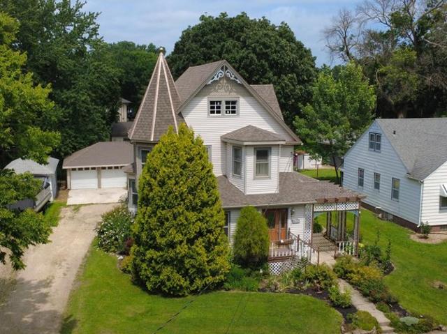 415 E 4th St, Albert Lea, MN 56007