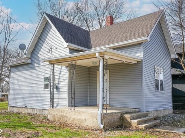 415 E 15th St, Anderson, IN 46016