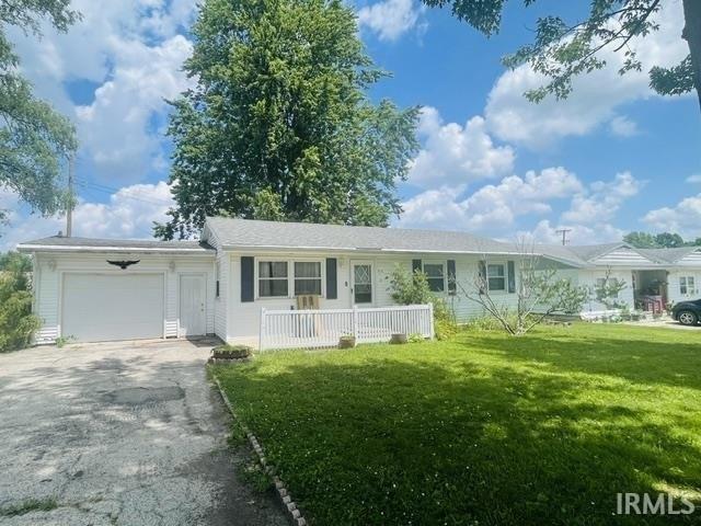 415 E Perkins St, Hartford City, IN 47348