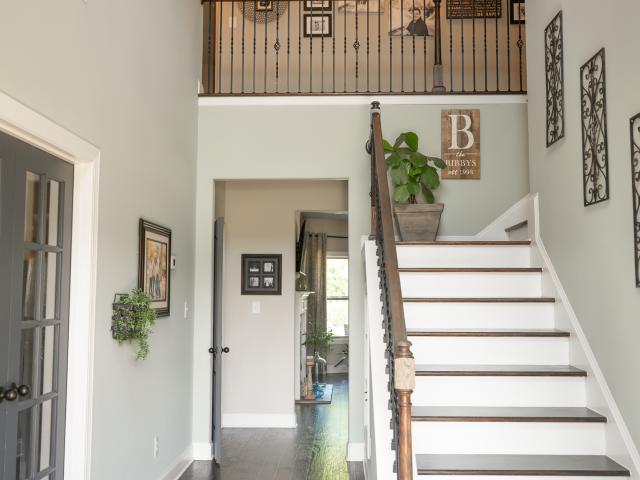 415 Eas Way