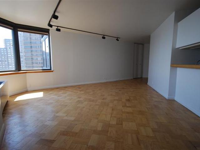 415 East 37th Street, New York, NY
