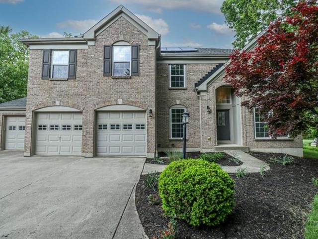 415 Forest Edge Dr, South Lebanon, OH 45065
