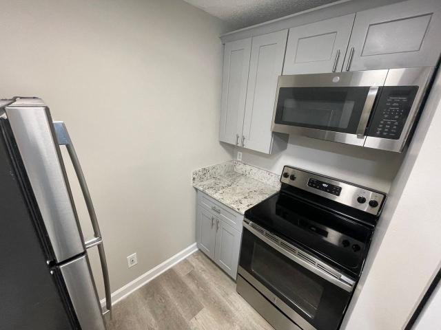 415 Flats 1 Bedroom Apartment for Rent at 415 W 10th St, Charlotte, NC 28202 Fourth Ward