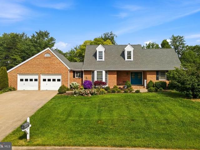 415 Kern St, Woodstock, VA 22664