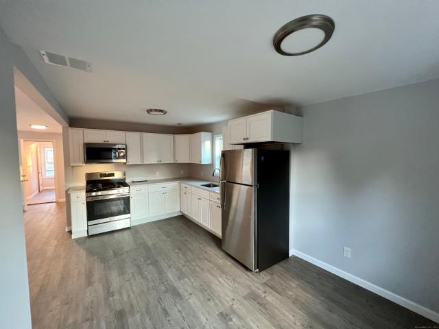 415 Hollister Ave, Fl 2, Bridgeport, CT 06607 | MLS #24168 | Compass